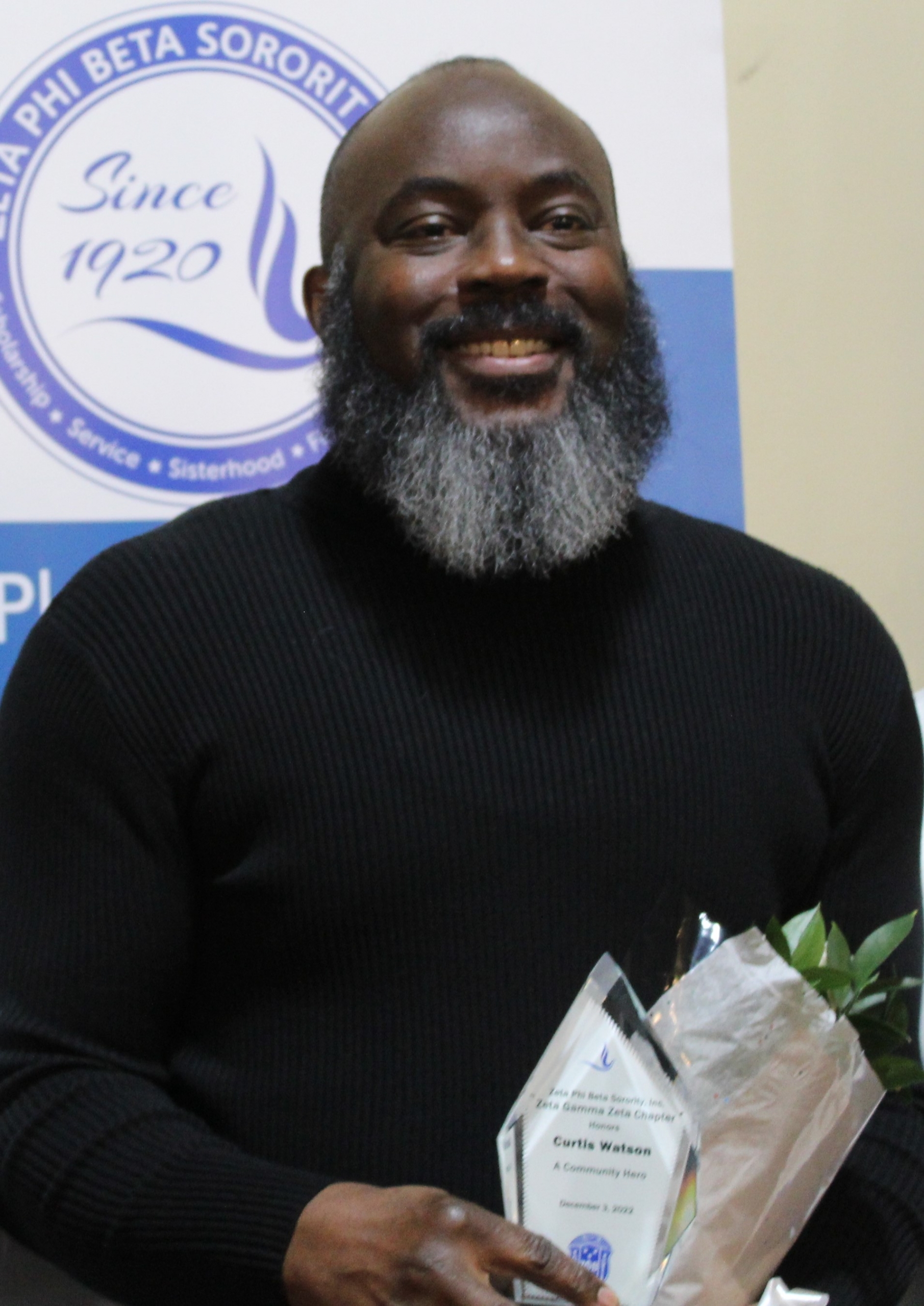 St. Petersburg Zetas pay tribute to community heroes